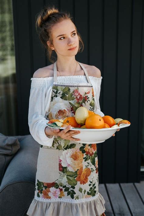 Green Floral Ladies Apron Floral Womens Apron Etsy Womens Aprons