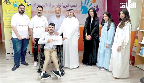 صحيفة الأيام البحرينية بتلكو تتبرّع باسم البطل حازم قاروني لجمعية