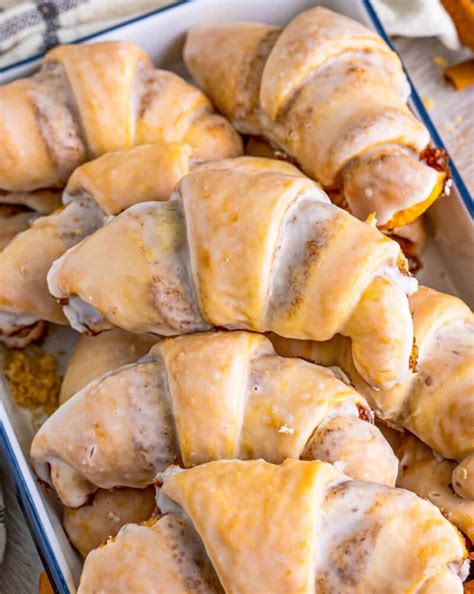 Cinnamon Crescent Rolls Tornadough Alli