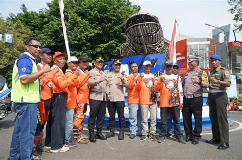 Monumen Knalpot Brong Berbentuk Ikan Di Pati Diresmikan RMOL JATENG