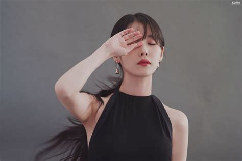 잡담 아이유 오늘 뜬 사진들 미쳤다 인스티즈instiz 드영배 카테고리
