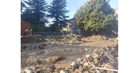 Няколко къщи в село Розино са наводнени след обилните валежи