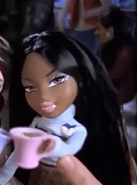 Bratz Dolls With Coffee Cups
