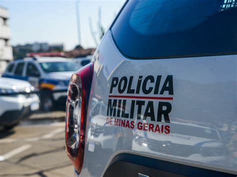 Corpo de homem é encontrado nu boiando em riacho em Betim