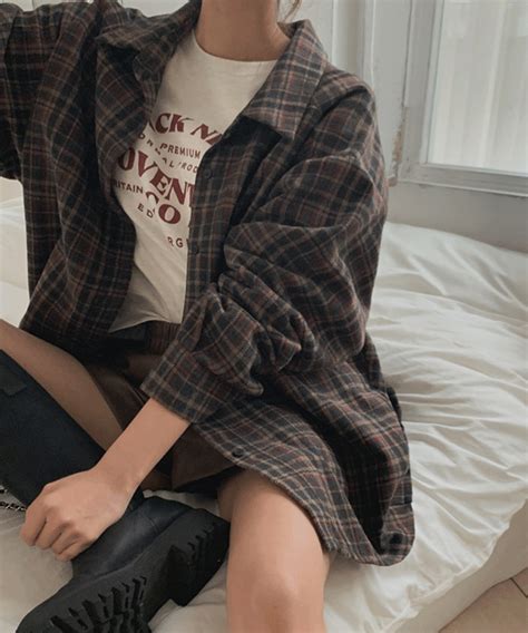 데일리루즈핏 기모 체크 남방 셔츠 2col 브라운네이비체크무늬셔츠 기모남방 빈티지 휘뚜루마뚜루 체크기모남방 오버핏 루즈핏 스쿨룩 캠퍼스룩 체크무늬 남방셔츠 에이블리