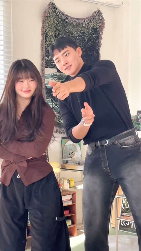 단비 눈은 안오지만 사진으로 화이트크리스마스🤍🖤🎄 Fyp Fypシ Fypage