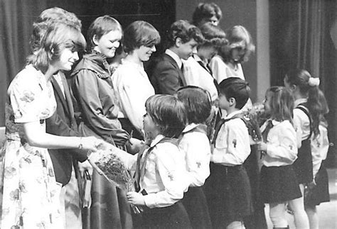 Jugendweihe In Der Ddr Ddr Kinder Und Jugend Ddr Pioniere Memories