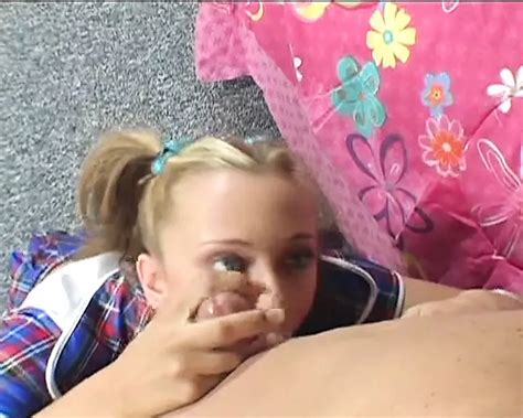 Magnificent French Schoolgirl Wants To Fuck Hard Nad Deep Amateur