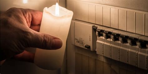Як підготуватися до відключення електроенергії практичні поради для безпеки та комфорту