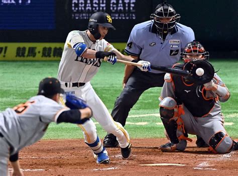 周東佑京はやっぱり「一塁でも得点圏」 セーフティーバントで出塁、中村晃の適時二塁打で楽々ホームイン：「おっ！」でつながる地元密着のスポーツ応援