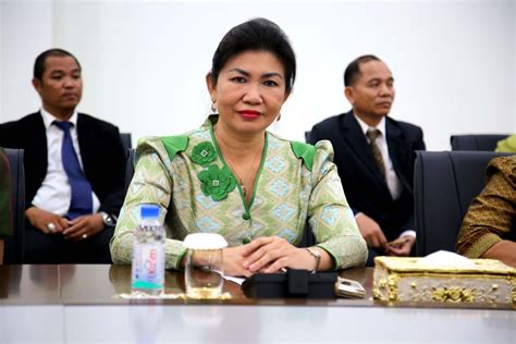 សម្តេចតេជោ ហ៊ុន សែន