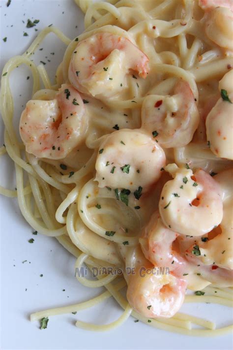 Pasta con camarones y salsa de queso con merquén Mi Diario de Cocina