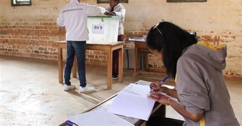 Une Lection De D Pit S Madagascar Tribune