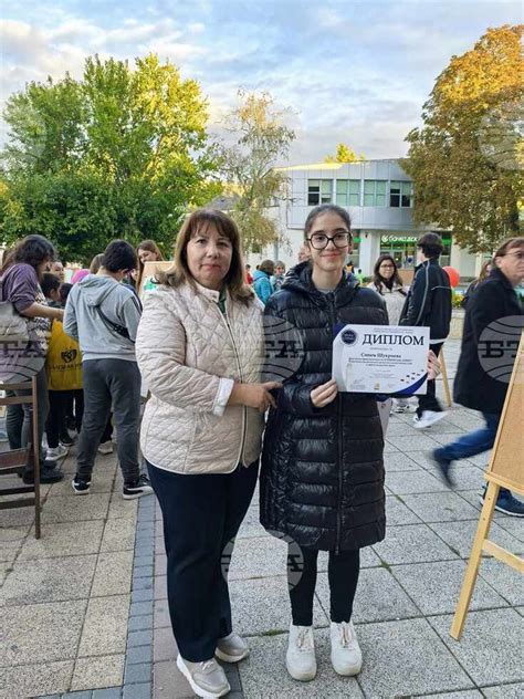 Ученичка от школата по английски език към Центъра за работа с деца в Разград е наградена за