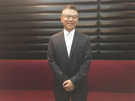 神腦樂看明年手機換機潮 日報 工商時報