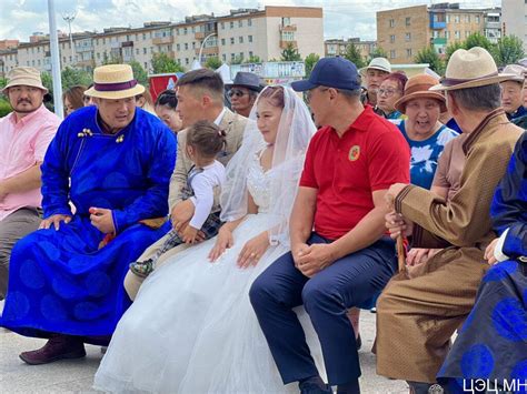 Бүрэн монгол төсөл 21 залуу гэр бүлийг иж бүрэн тавилгатай гэртэй болгоно Цэц МН