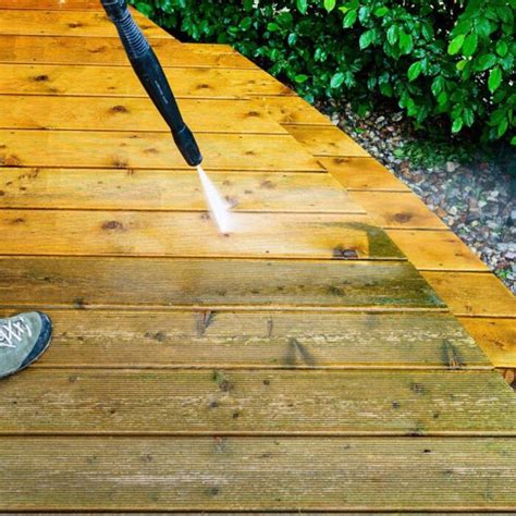 Les Solutions Pour éliminer La Mousse Sur Une Terrasse