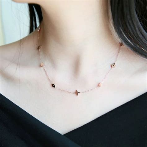 Flower Chain Chocker