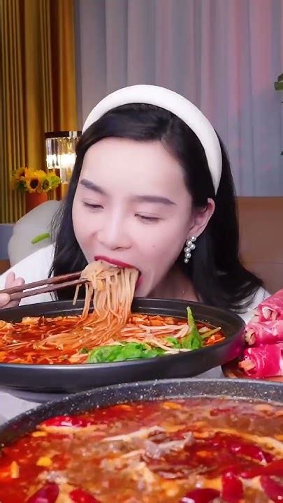 螺蛳粉汤底做火锅，涮千层肚，再来一份加辣加臭螺蛳粉，绝绝好吃！好欢螺官方旗舰店越研究越上头！！！shorts Youtube