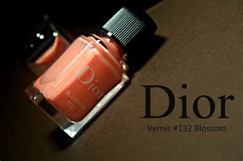 Makeup, Beauty and More: Dior Vernis #132 Blossom | Dior Trianon Spring ...