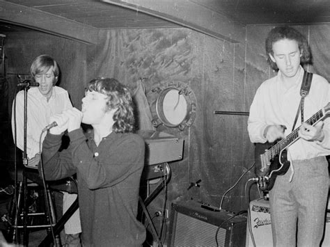 Robby Krieger Is Still Looking For His Missing Gibson SG Can You Help