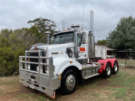 2004 Kenworth T404 Sar Bogie Prime Mover In Ballarat Australia