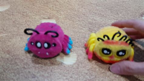Интерактивный паучок Yellies по имени Fuzzbo (Hasbro) - YouTube