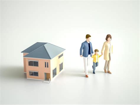 住宅ローンの借りられる額と無理なく返せる目安は？年収別で詳しく紹介！ Homeee Knowledge