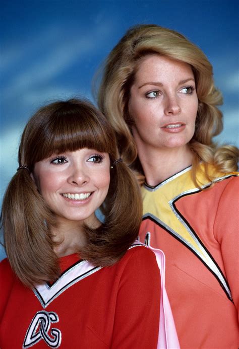 Deidre Hall And Judy Strangis As Electra Woman And Dyna Girl 1976 Rclassicscreenbeauties