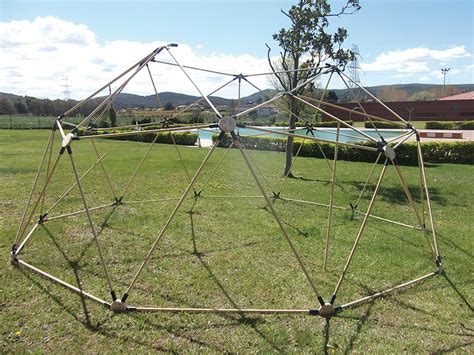 Construye tu domo geodésico EcoHabitar