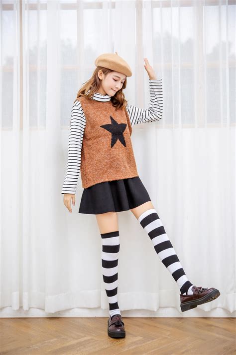Fy A1871 Japan Teen Girl Tube Stocking Striped Thigh High Fluffy Warm