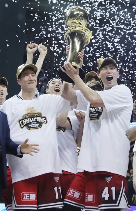 오세근·문성곤·최준용 포함 Kbl Fa 47명 공시…에어컨 리그 돌입 파이낸셜뉴스