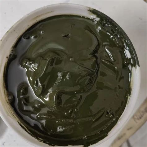 Solvent Based Graphite Coating For Lubrication Of Metal Grade