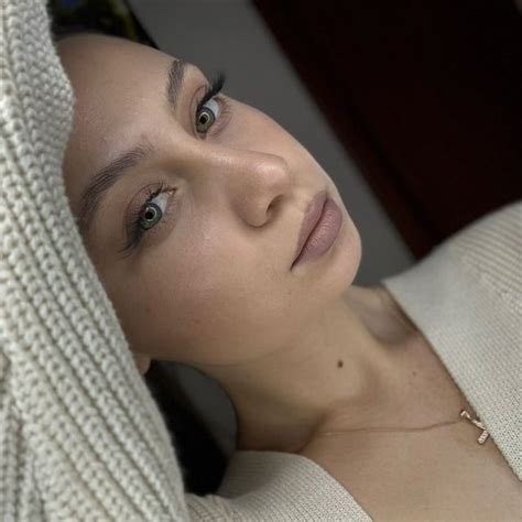 Magdalena Parascan M Magdaaaa Threads Say More