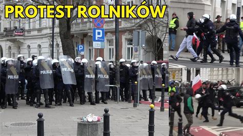 PROTEST ROLNIKÓW W WARSZAWIE 06 03 2024 Zamieszki pod Sejmem
