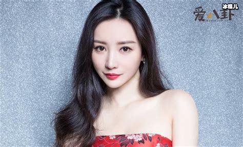 柳岩为什么到现在没结婚 节目自曝后悔没好好找老公 明星 冰棍儿网