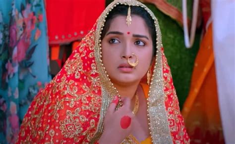 Vidhya Bhojpuri Film फिल्म से सोच बदलने निकलीं आम्रपाली दुबे यूट्यूब पर विद्या चार करोड़ के