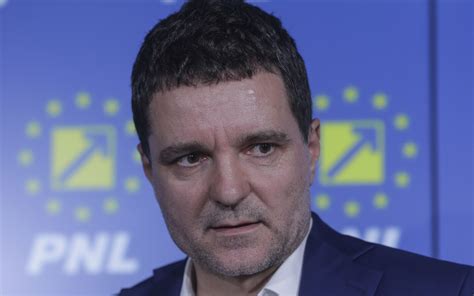 Anunțul lui Nicușor Dan Plângere penală împotriva primarului