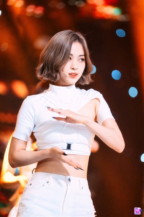 221211 Itzy Ryujin Cheshire At Inkigayo Kpopping