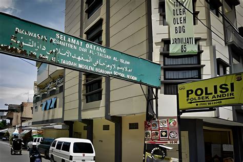 Masih Hidupnya Praktik Prostitusi Di Wilayah Kota Bandung