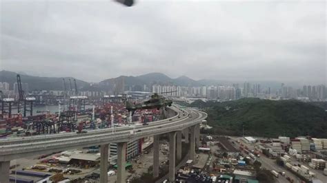 驻香港部队陆海空三军联合巡逻附现场视频 央广网