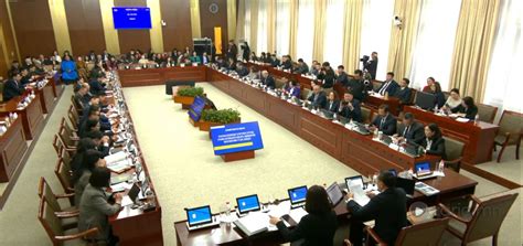 Агаарын бохирдлыг бууруулах хүрээнд утааны асуудлаарх сонсгол үргэлжилж байна