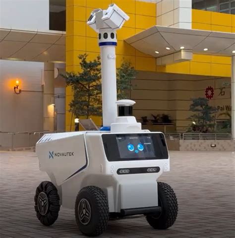 Autonomous Ai Wheel Security Patrol Robot Outdoor Home Guard Robot Ai Face Recognition
