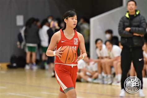 【學界籃球精英賽】林大輝險挫漢華取開門紅 聖若瑟英華女校分途大勝