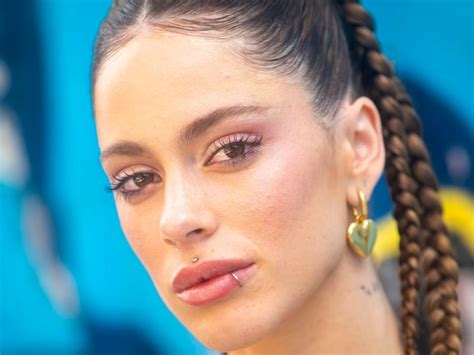 Tini Stoessel Revela Su Lucha Contra La Salud Mental Y El Odio En Las