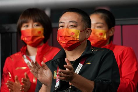 樊振东别灰心！你才24岁未来是你的2020奥运会新浪竞技风暴新浪网