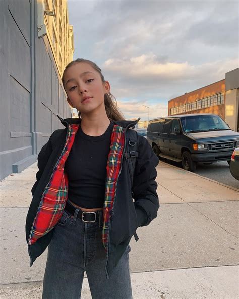 Mabel Chee On Instagram 🗼🖤swipe” Grunge Look Style Grunge 90s