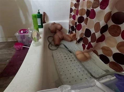 Lizzy Yum VR March 2025 Shock Sex Toy Masturbation Dilating Bathing Edging Anal 2 Fellatio