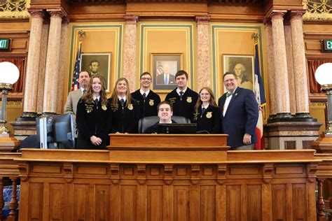 Rep Dunwell Welcomes Local Ffa Chapter Newton Daily News