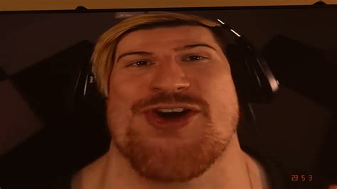 So I Was Watching Ryan In Vr With My Gf And I Walked Up To The Tv When
